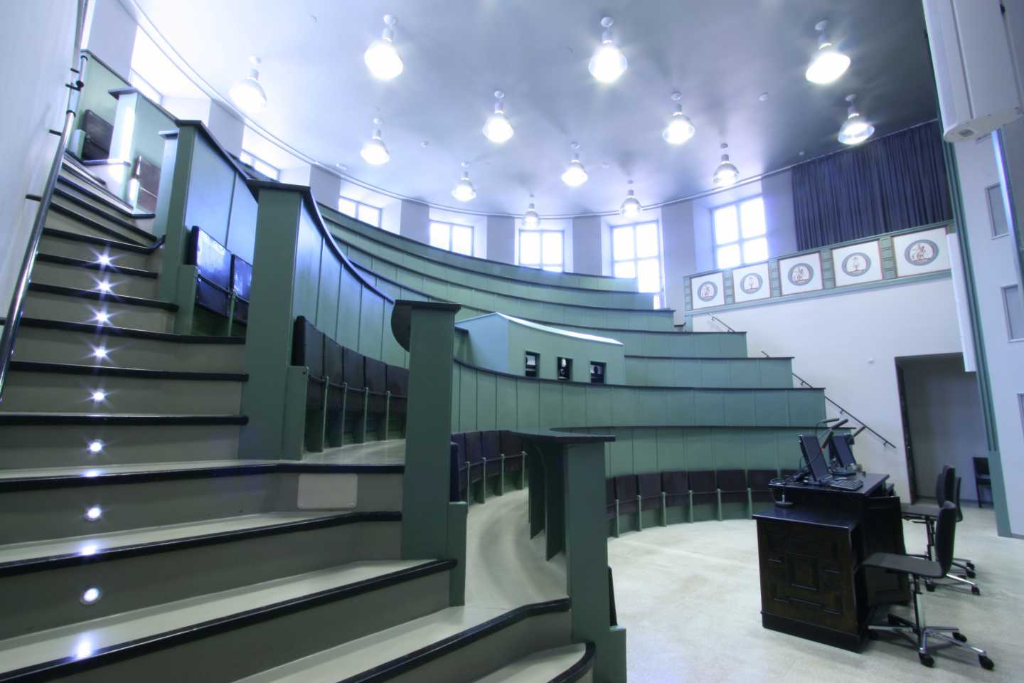 Athena, hall 107 | Opetustilat